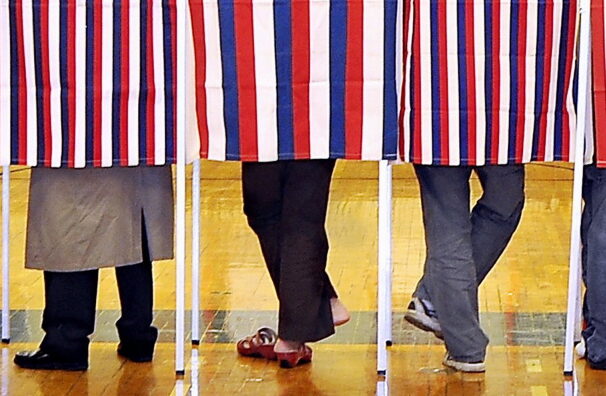 Four candidates seek 2 seats on Cumberland council Four candidates seek 2 seats on Cumberland council
