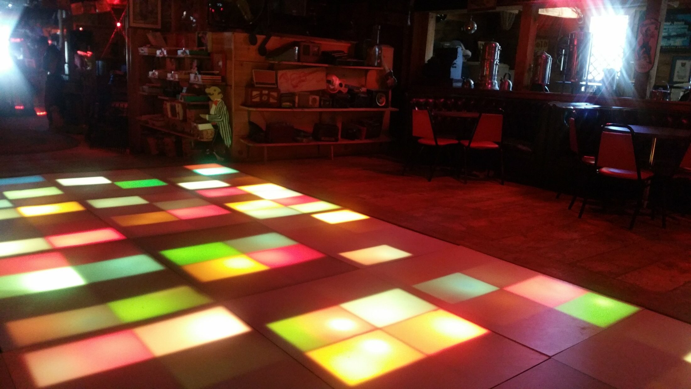 Out Late: There’s a lot to take in at Bubba’s Sulky Lounge