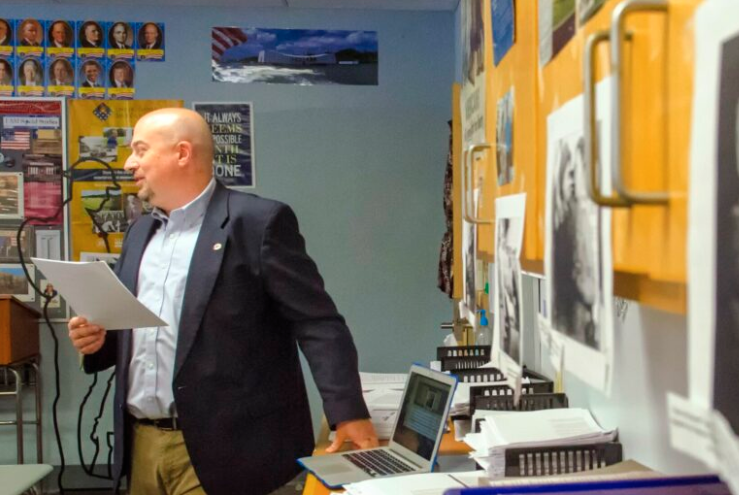 Maranacook educator brings World War II to life for students