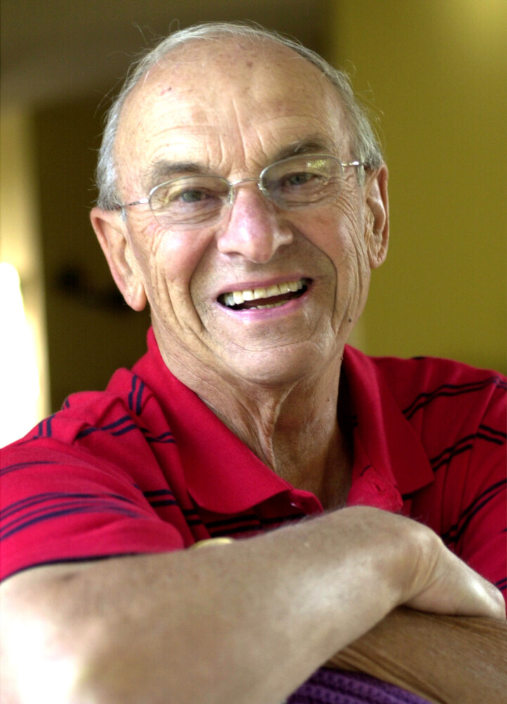 Cote, star athlete and legendary coach, dies at 88