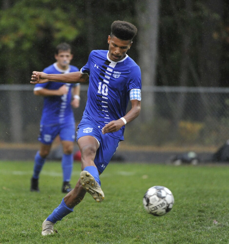 Men’s soccer: Kennebunk’s Max Murray leads the way for No. 15 Vermont