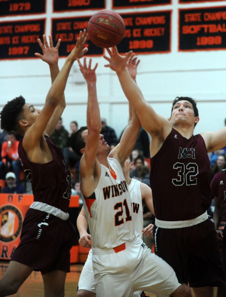 Boys basketball: Williams erupts in second half to lead MCI past Winslow