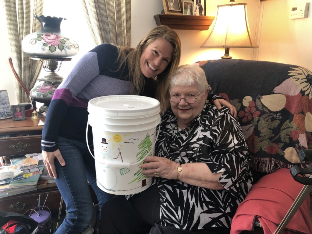 Giving a Hand with Sand: Freeport area ‘Sand Bucket Brigade’ comes to ...