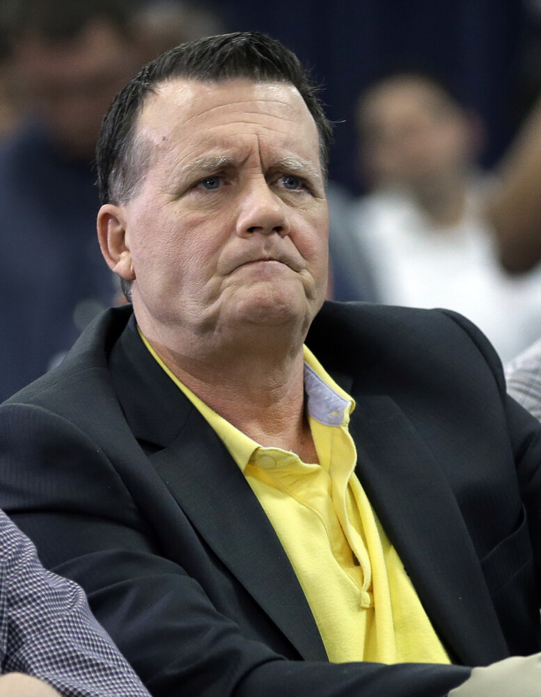 Yankees co-owner Hank Steinbrenner dies