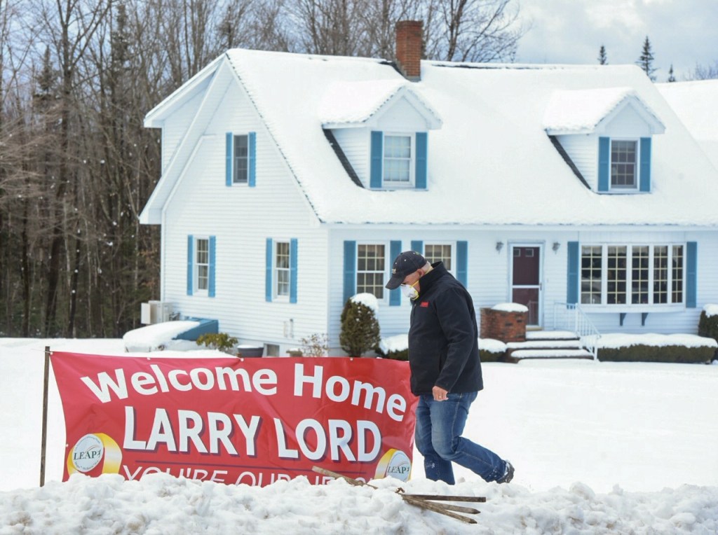 ‘He’s a hero’: Larry Lord welcomed home to Jay