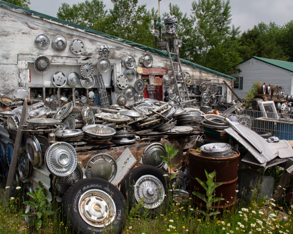 ‘Hubcap guy’ legend on, off Beech Ridge Motor Speedway