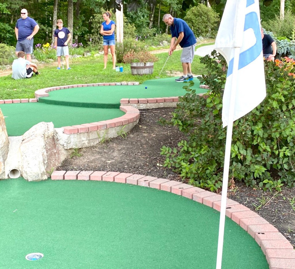 Taber’s Monday Night Mini Golf League has final event
