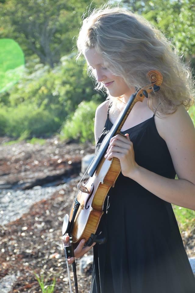McKee named Judith Elser Concerto Competition winner
