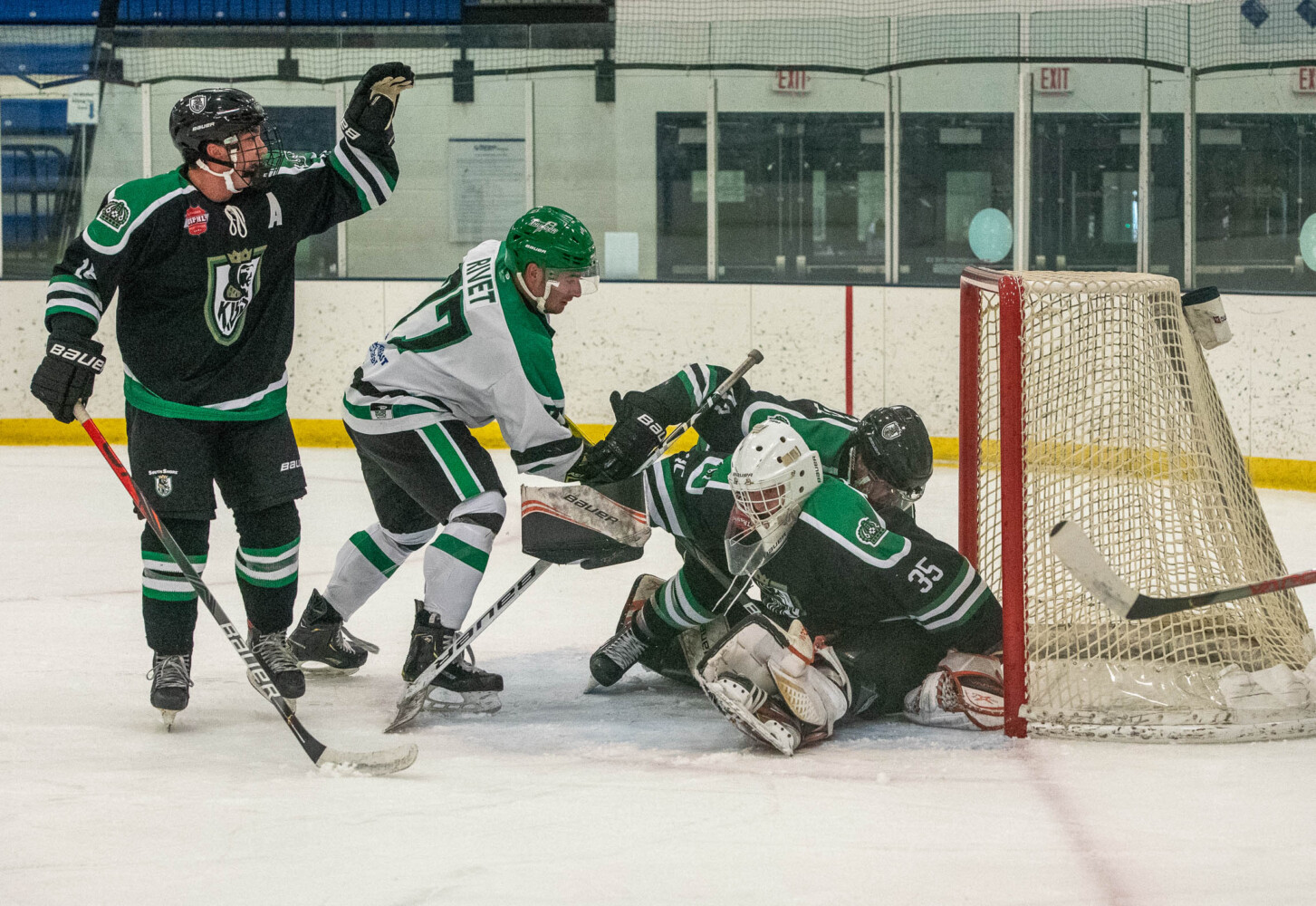 Lewiston native Alex Rivet finds perfect fit for hockey and school at ...
