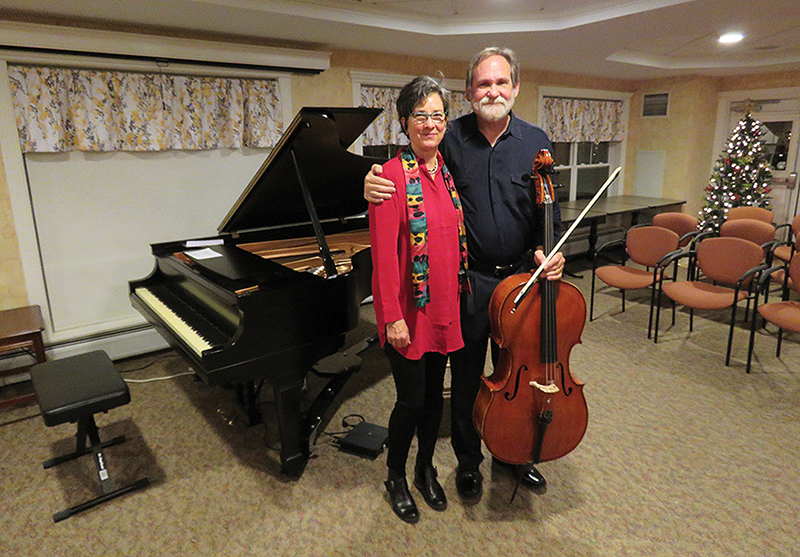 Holiday concert with Dana Cunningham and Max Dyer set for Dec. 22-31