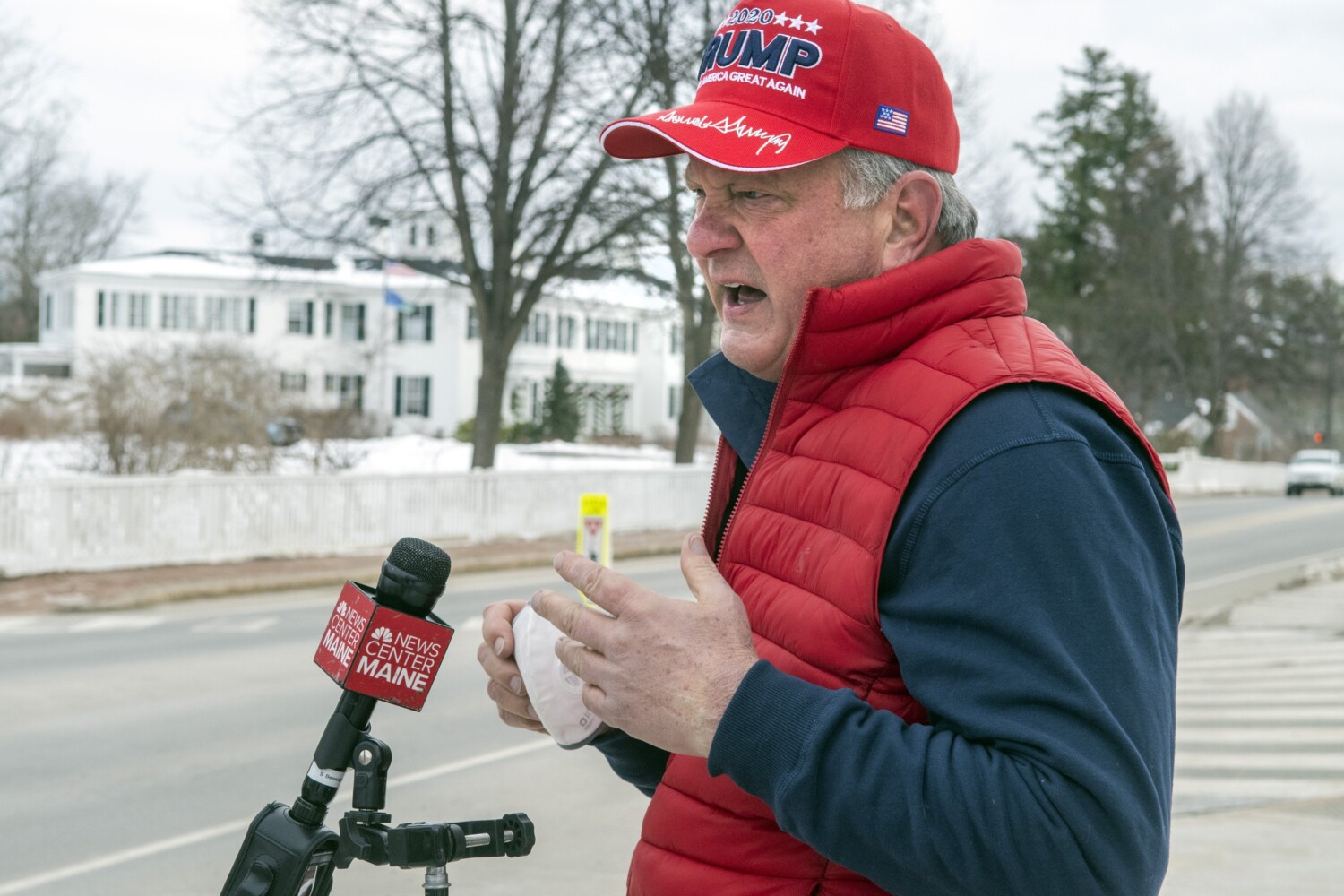 Max Linn to appear in court to face gun accusation