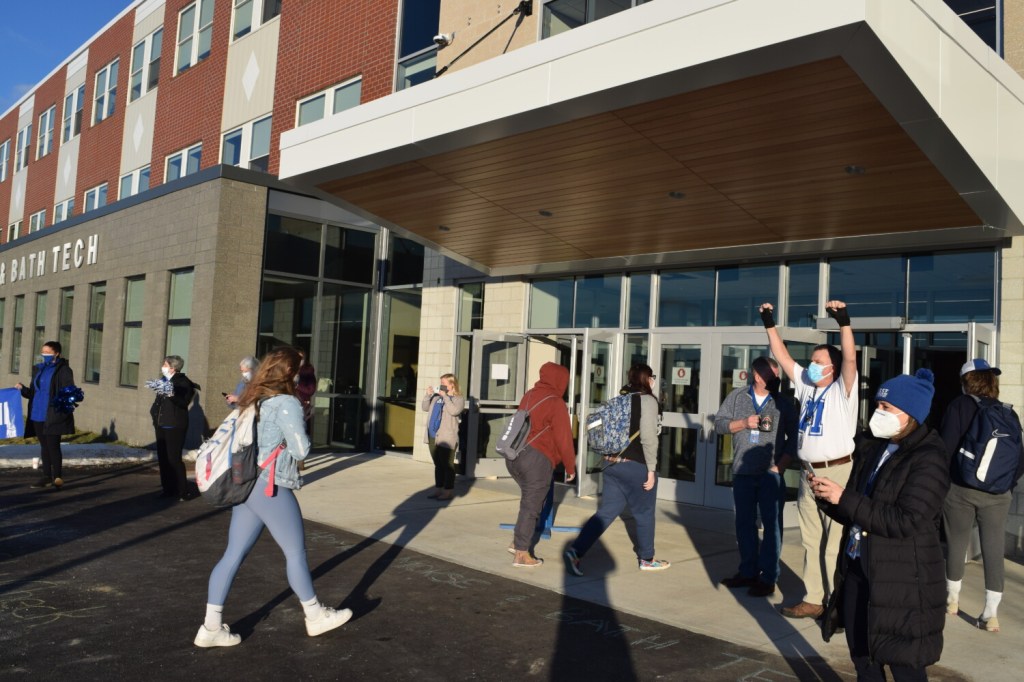 Bath high school students start classes at a brand new Morse High School