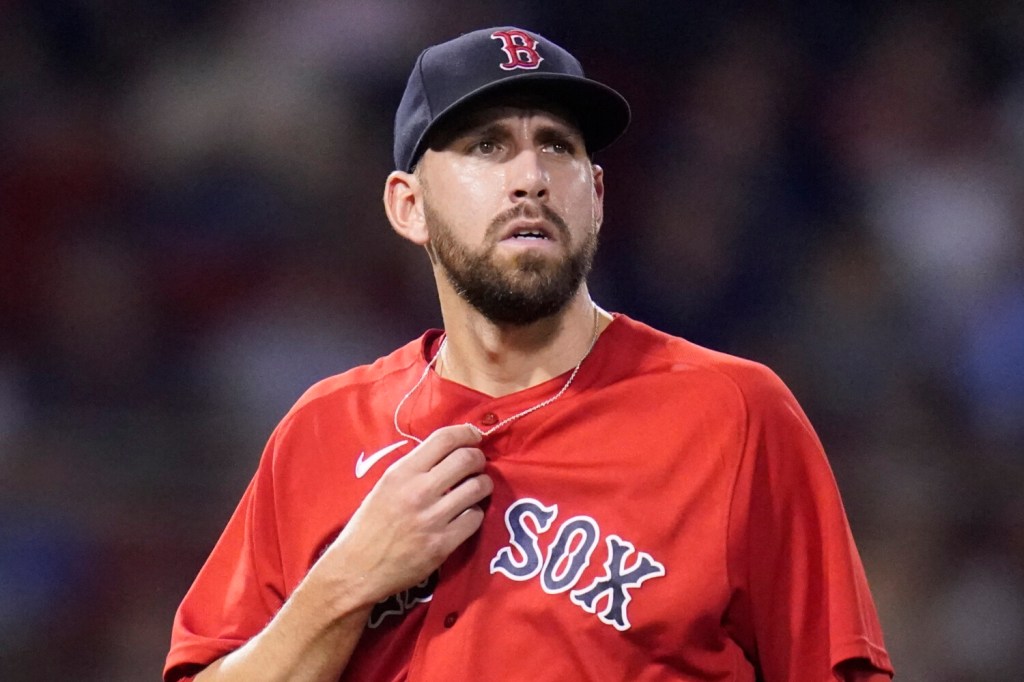 MLB notebook: Red Sox send reliever Matt Barnes to Marlins