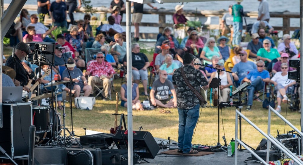 Arts center proposes building outdoor stage at Gardiner’s Waterfront Park