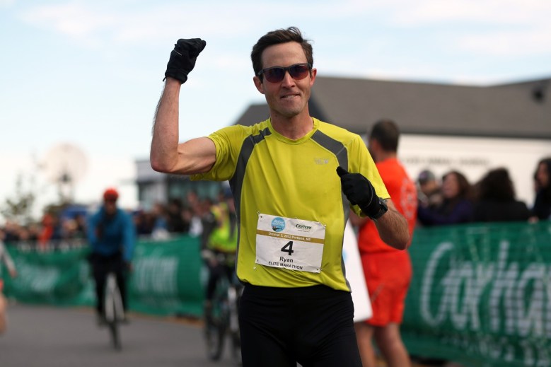 Ryan Eiler sets course record in winning Maine Marathon