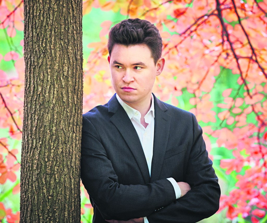 Concert pianist Matthew Graybil to open Piano Series season at Franco ...