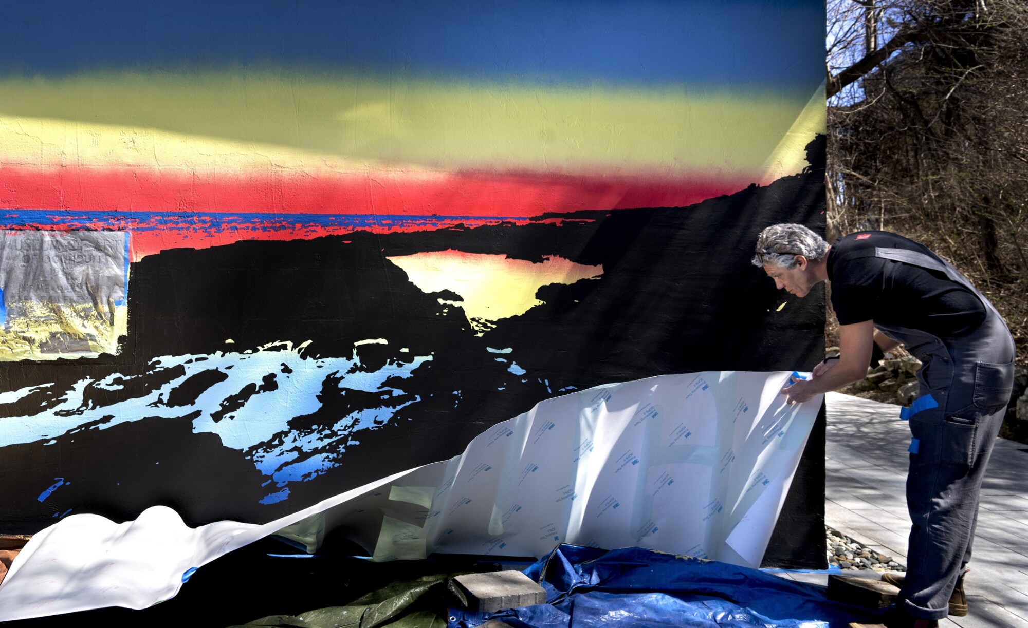 In photos: Artist Joe Wardwell creates murals