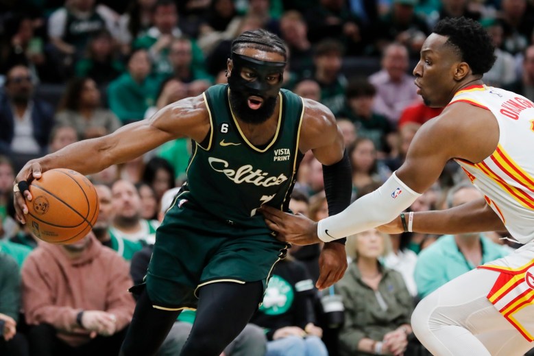 NBA playoffs: Jaylen Brown practices despite hand injury