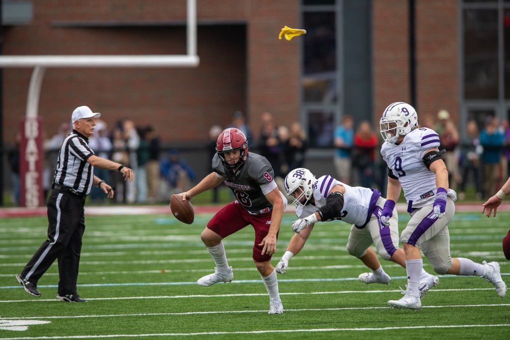 College football: Bates doesn’t make enough plays, falls to Amherst