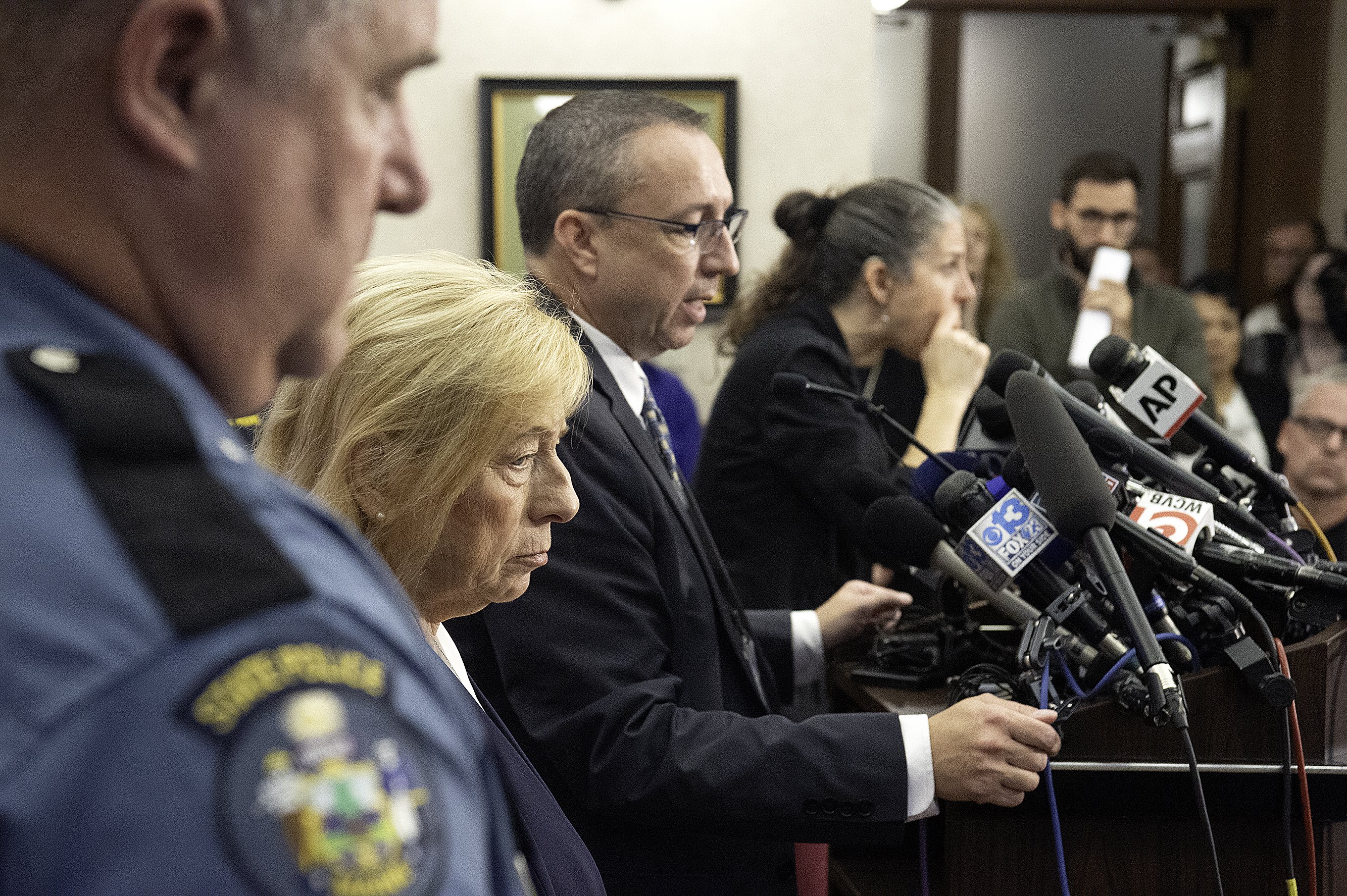 Independent commission will investigate shootings, missed warning signs