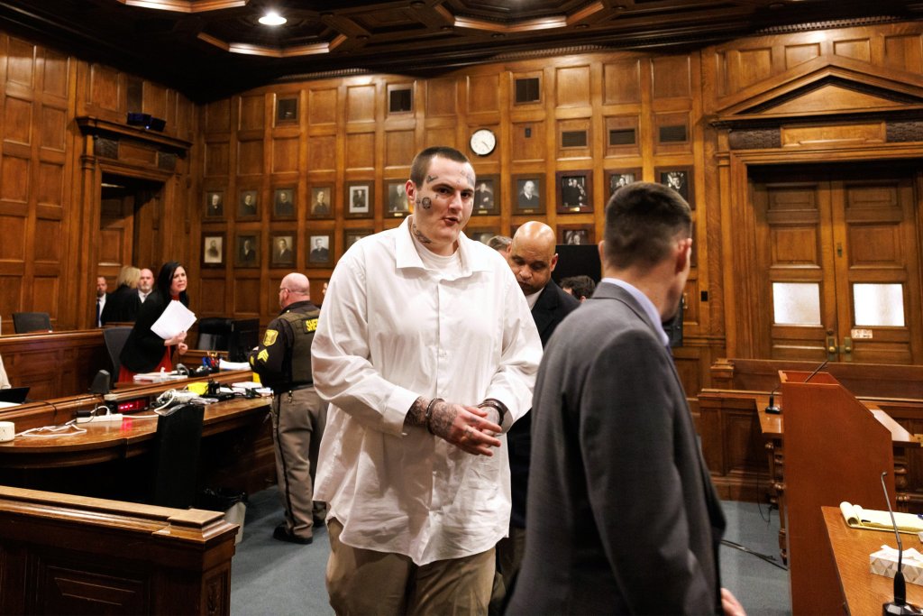 Defendant in Portland murder trial pleads guilty at last minute