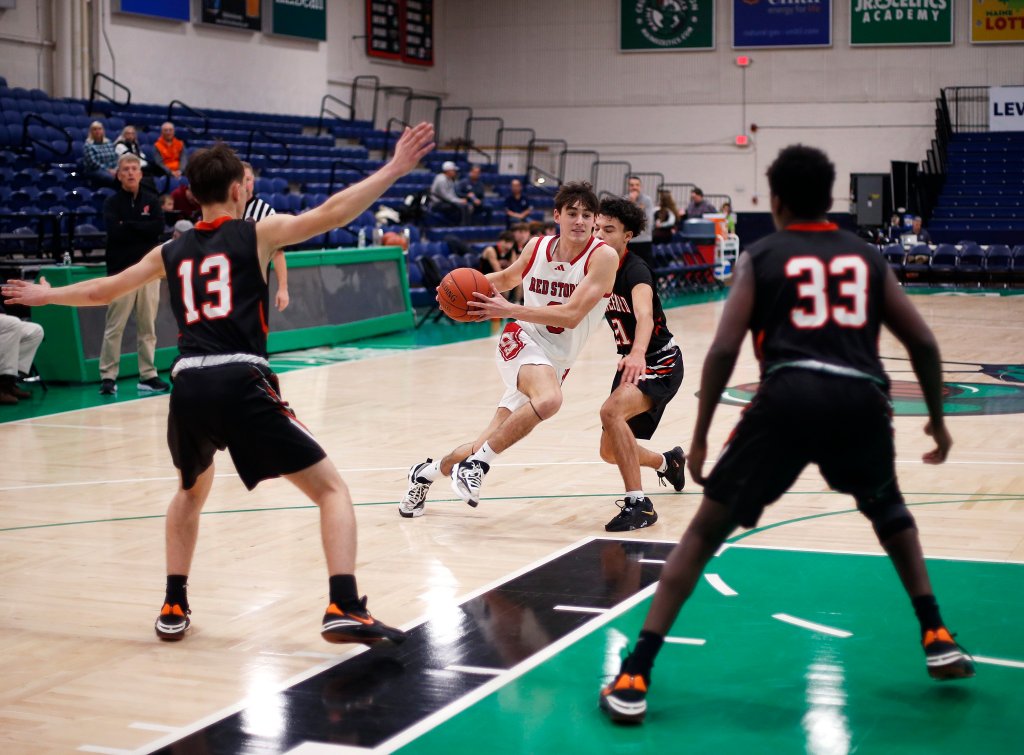 Photo gallery: Holiday Hoops Showcase underway at the Expo