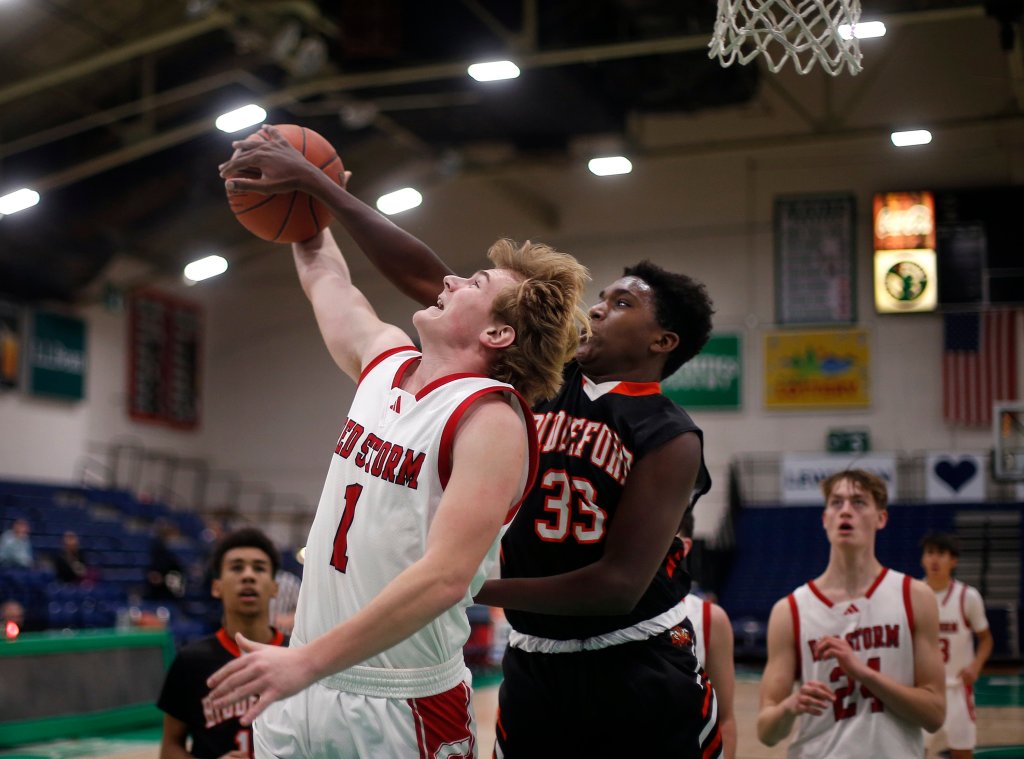 Photo gallery: Holiday Hoops Showcase underway at the Expo