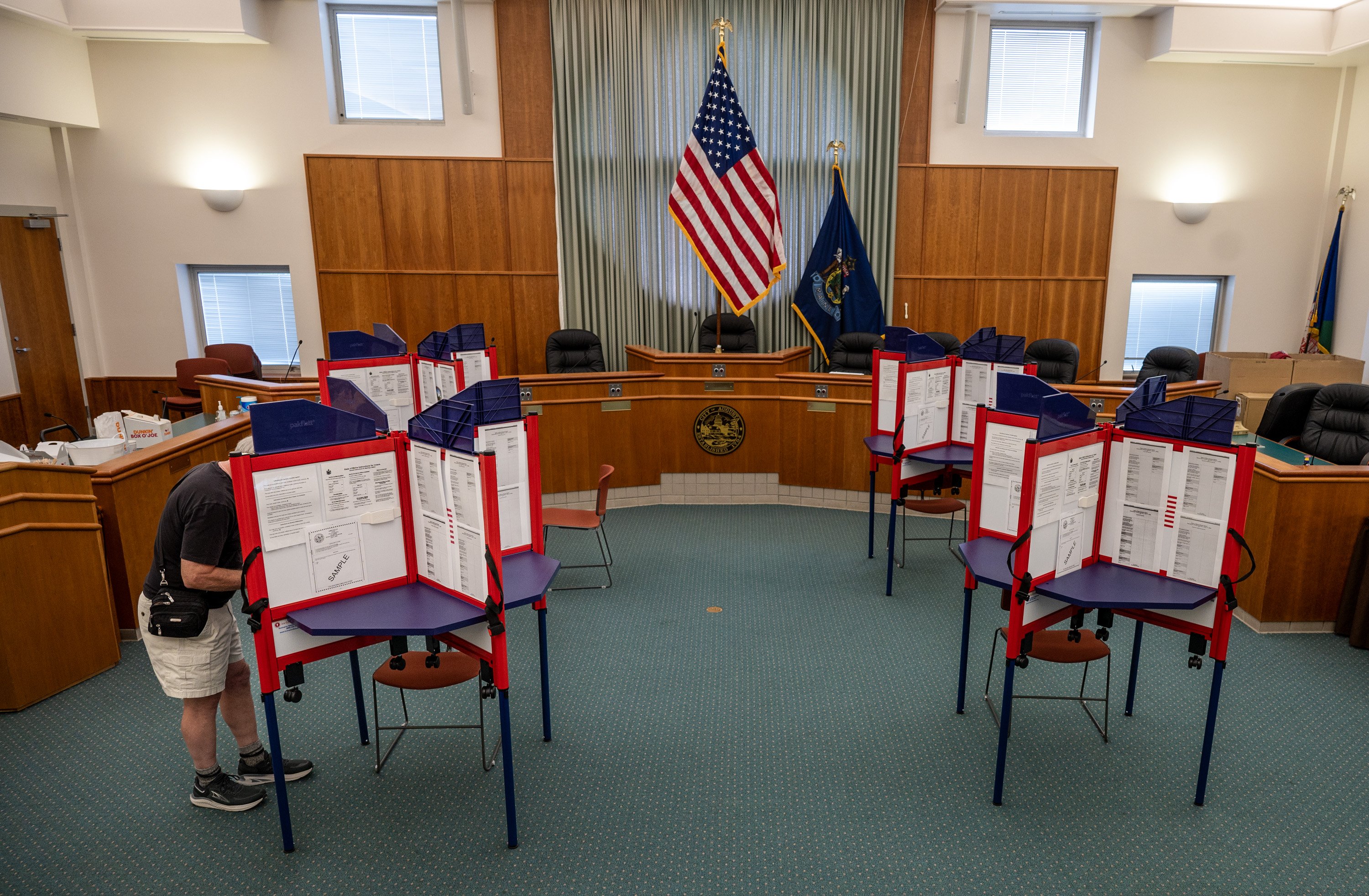 Douglas Rooks: Maine primary’s partisan fault lines grow wider