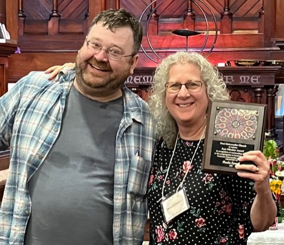 %%2 Rose Window honors awarded by Auburn church%%