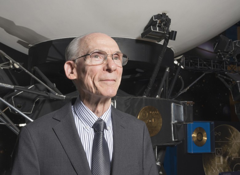 Edward Stone, who guided NASA’s Voyager to distant planets, dies at 88