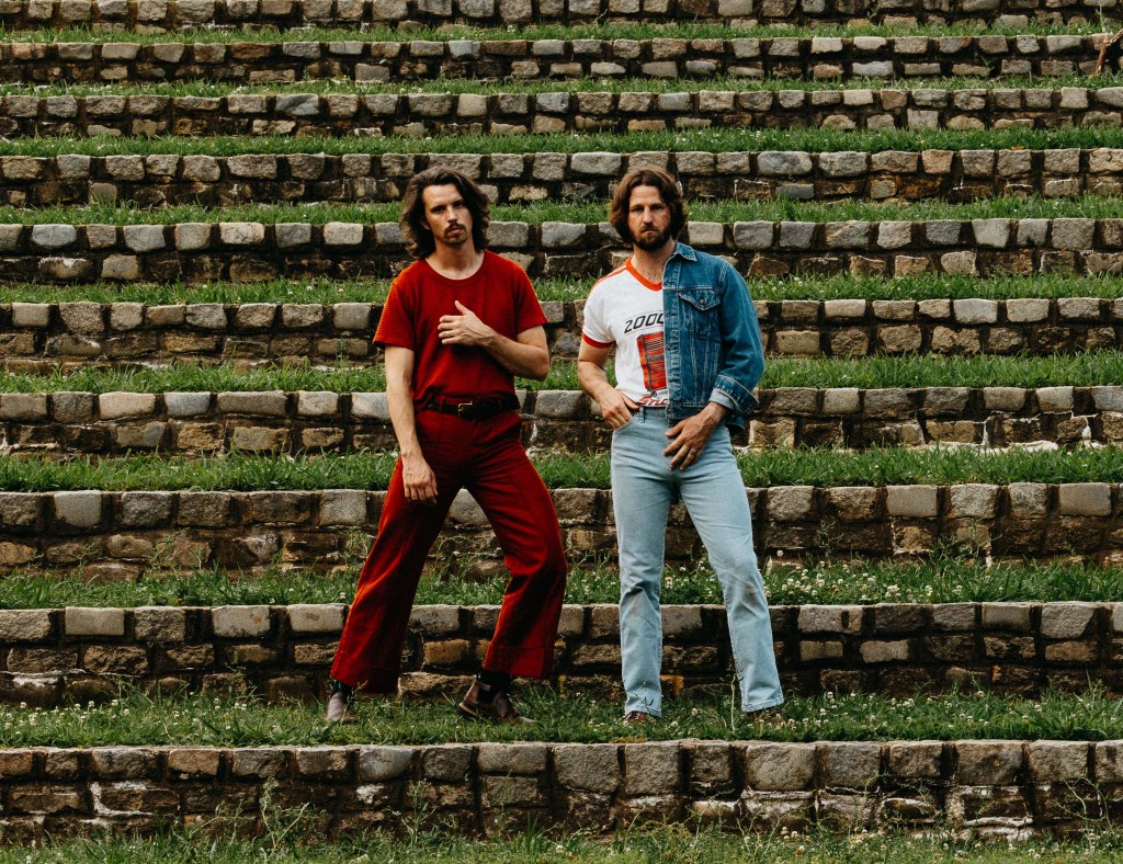 On Music: Illiterate Light talks about blending musical elements in ...