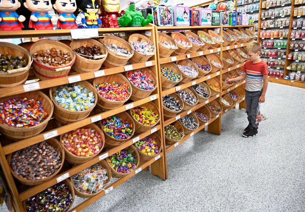 These 5 unique Maine candy stores are a real treat
