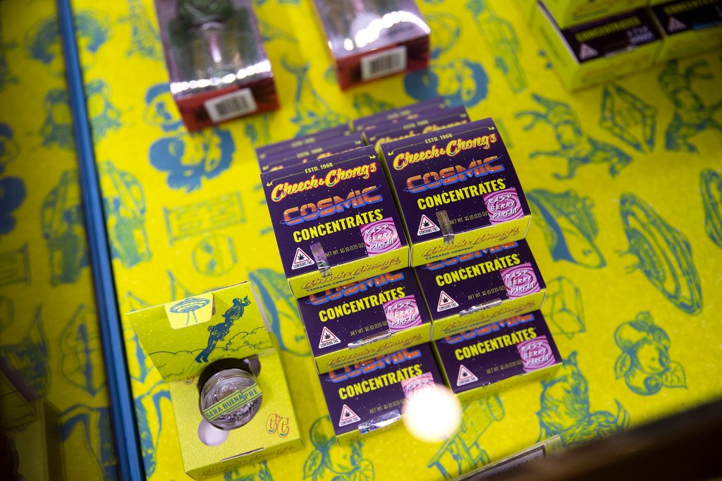 Fans are ‘up in smoke’ about new dispensary opened by stoner legends ...