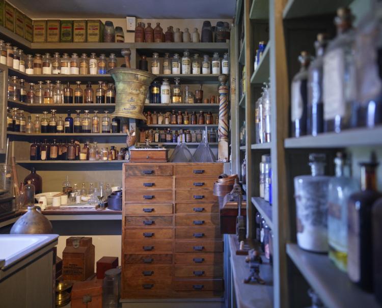 A Window on the Past: The evolution of apothecaries and pharmacies in ...