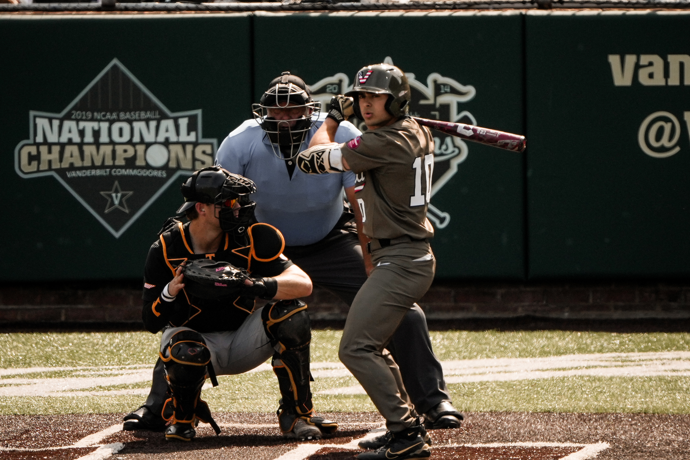 Jacob Humphrey signs contract with Colorado Rockies