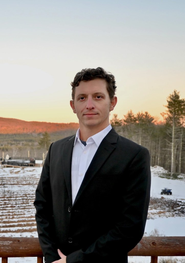 Former Elon Musk worker challenges Susan Collins for Senate