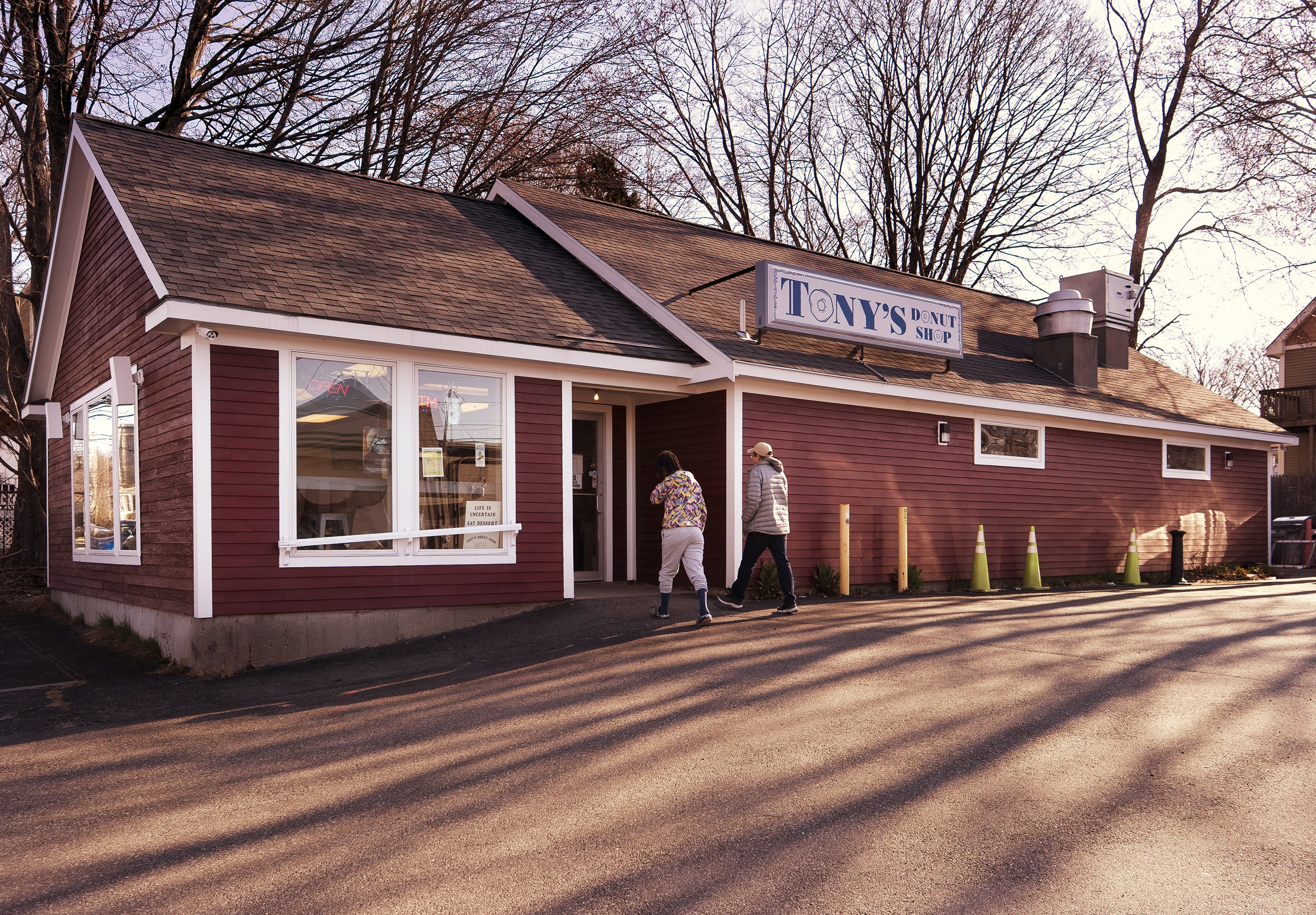 Tony’s Donuts reopens under new ownership