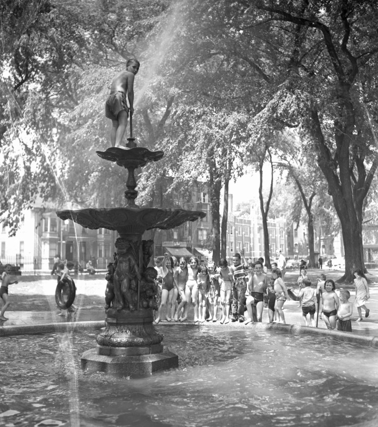 Historical photos of summertime fun in Portland from the 1930s through ...