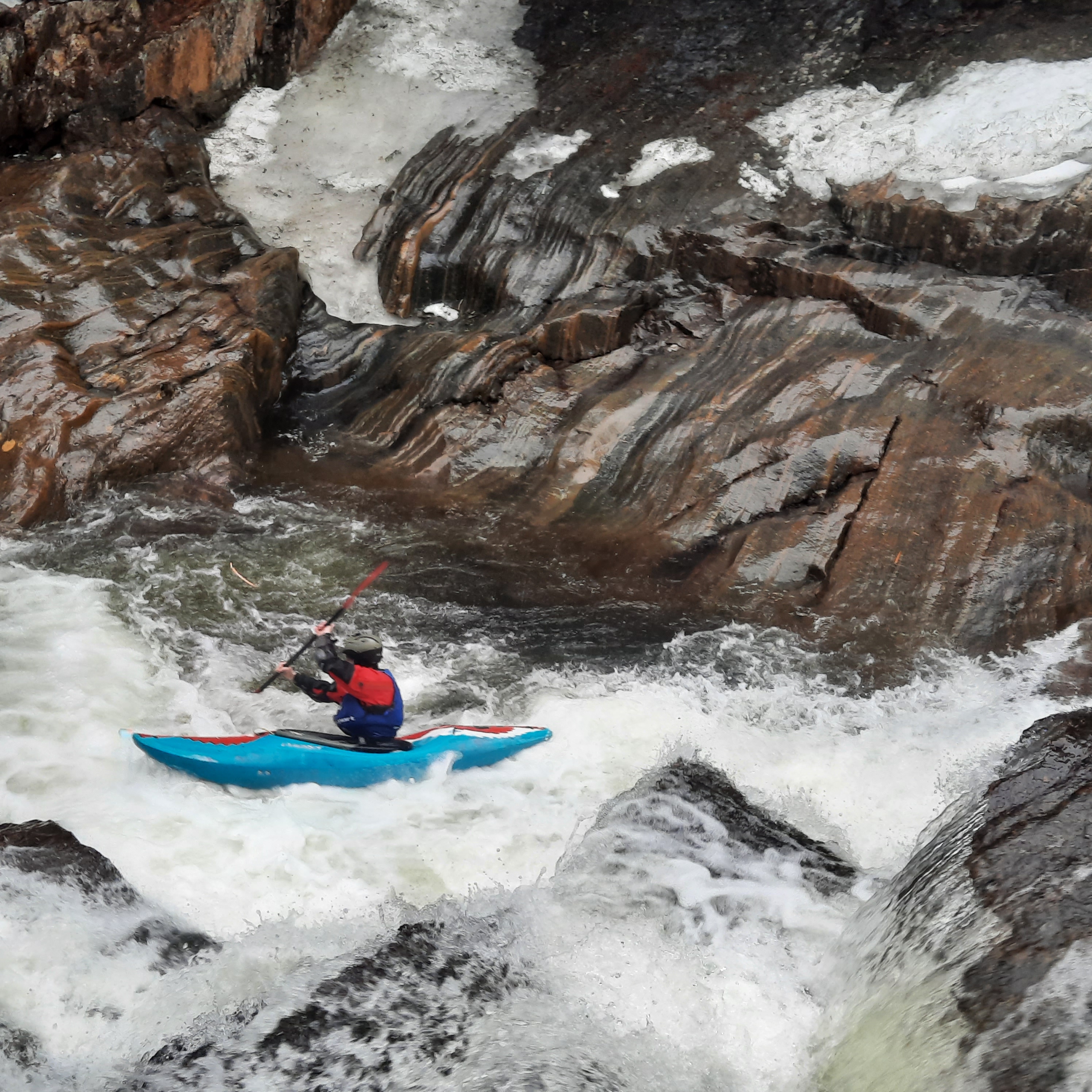Smalls to the Wall opens 2025 whitewater series with thrilling races
