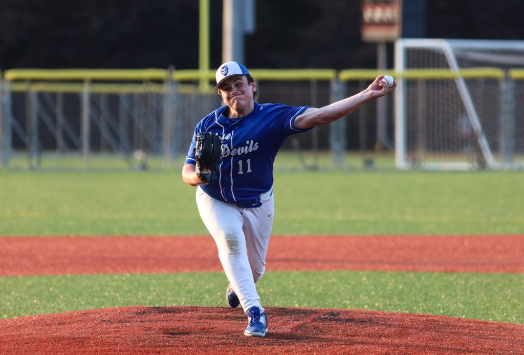 Lewiston baseball ends season with win over Edward Little