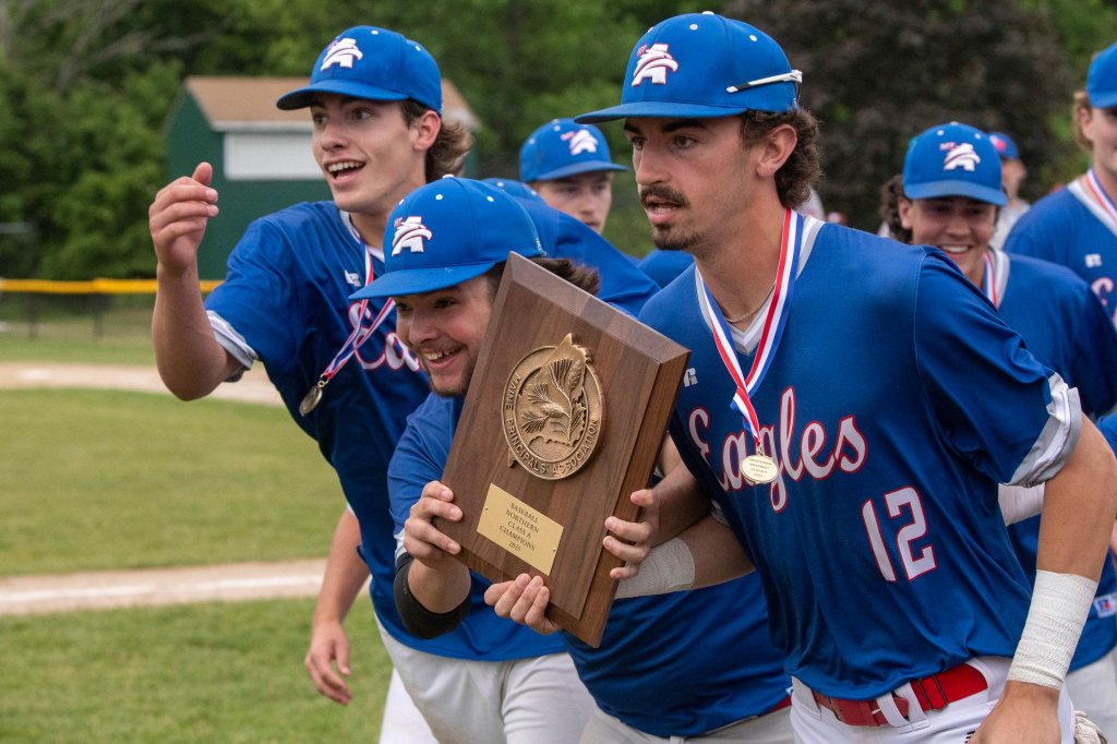 Mt. Ararat baseball beats Bangor for A North title