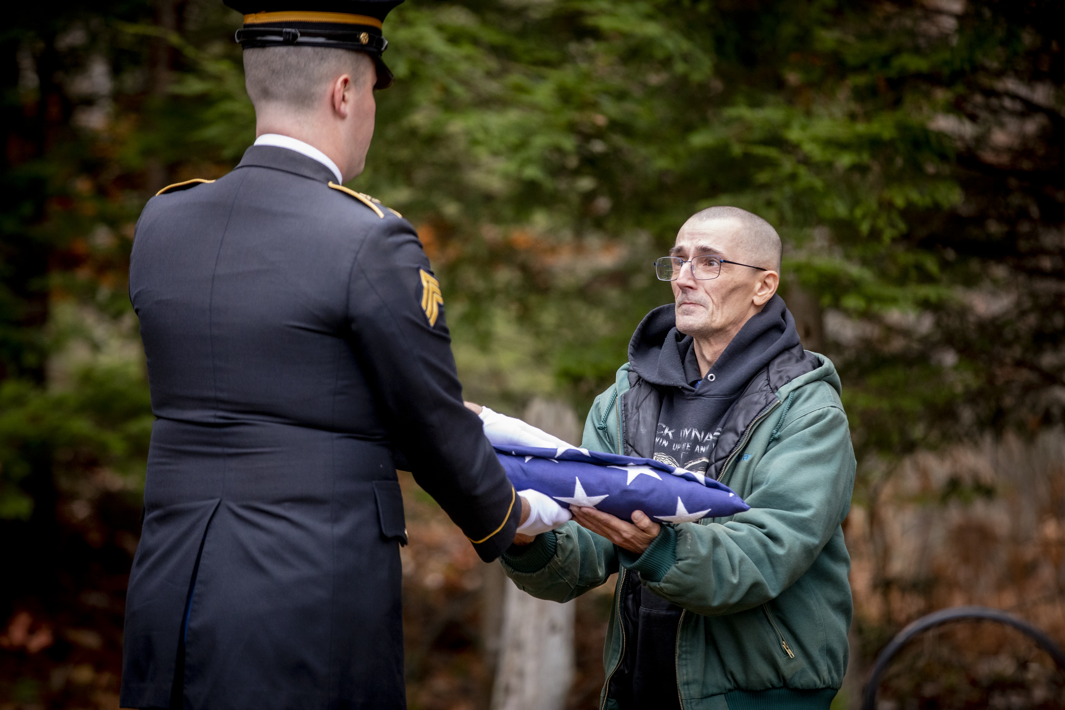 Decorated soldier’s final salute held in quiet Mason Township cemetery