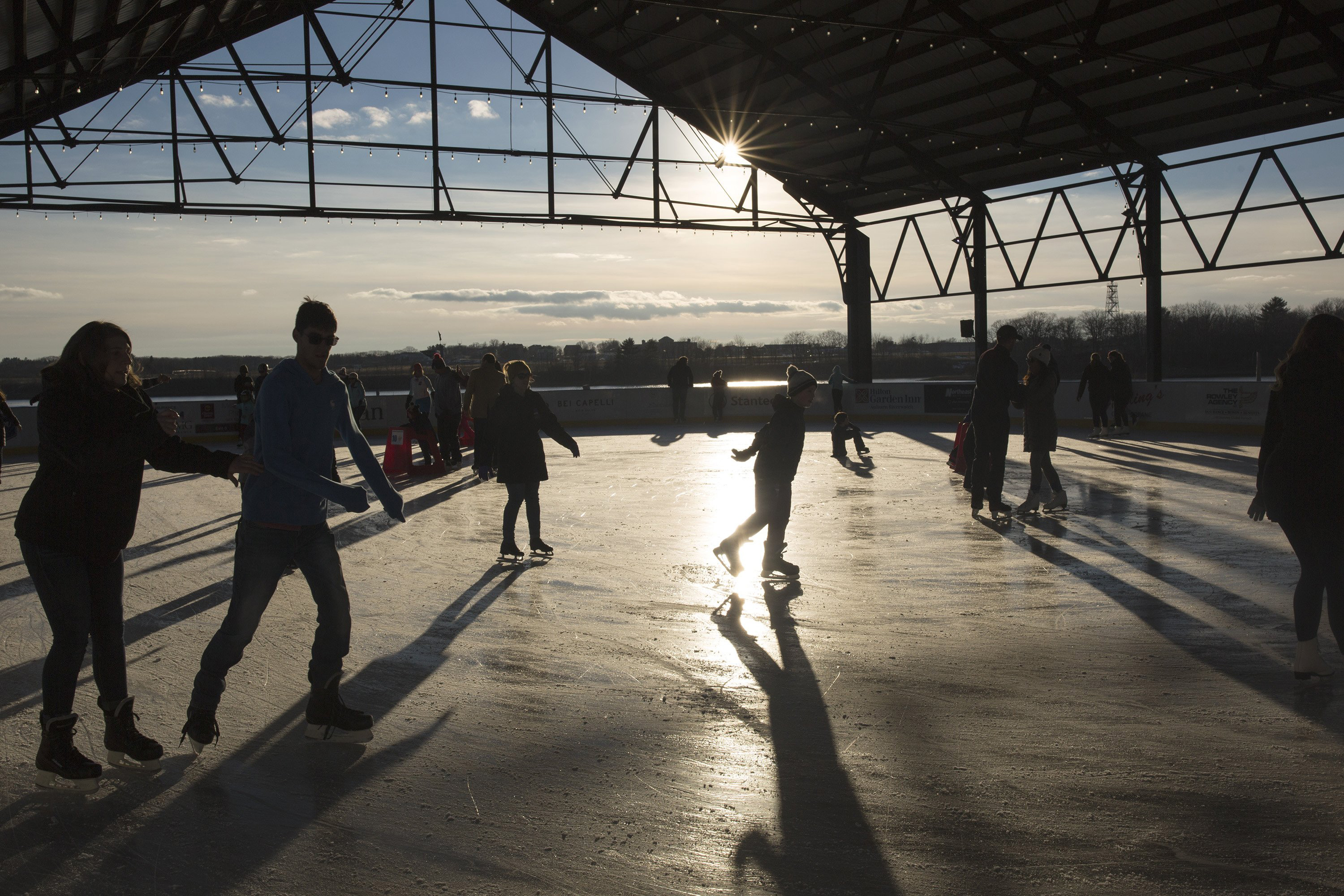 6 Maine events this week include ice skating and a Billy Joel tribute