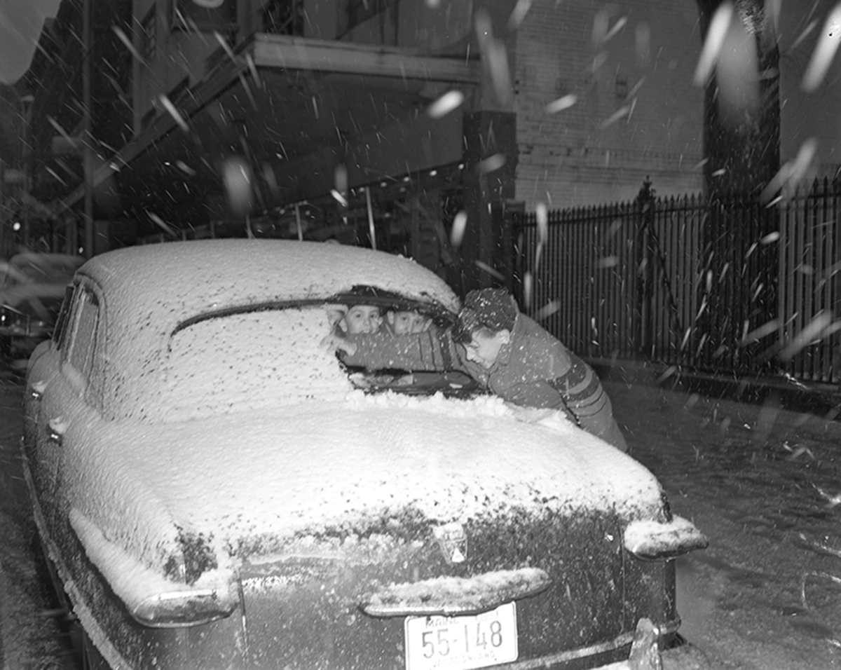 Historical photos from the 1930s to the ’60s show Portland’s snowy past