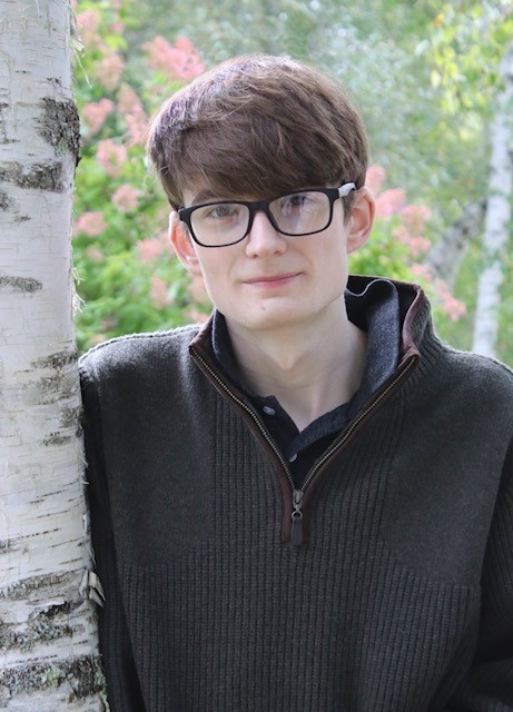 Oxford Hills Comprehensive High School announces top grads